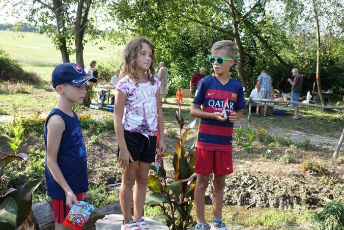 Rozlúčka s letom: V Humennom pri Lieskovci sa zišla takmer stovka ľudí ... Rozlúčka s letom: V Humennom pri Lieskovci sa zišla takmer stovka ľudí ...